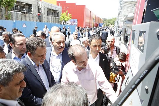 دومین روز از بیست و هشتمین نمایشگاه بین المللی نفت، گاز، پالایش و پتروشیمی